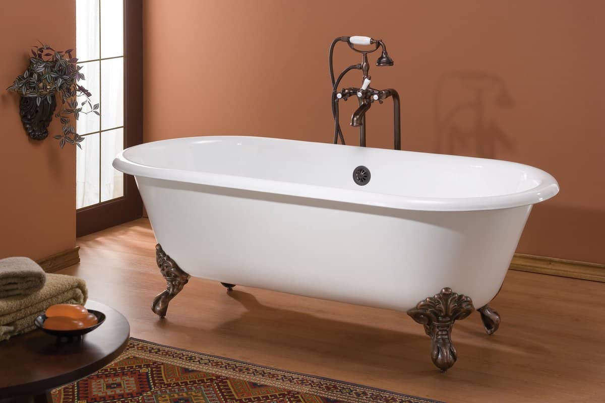 Clawfoot Bathtub: Ultimate Guide for Clawfoot Tubs