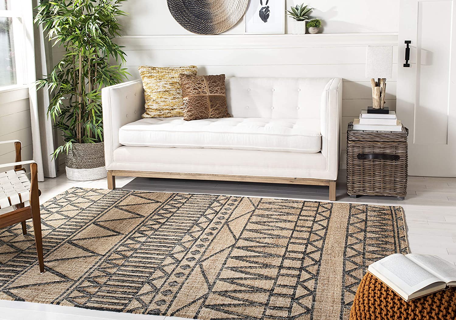 What Is A Kilim Rug? - Decor Snob