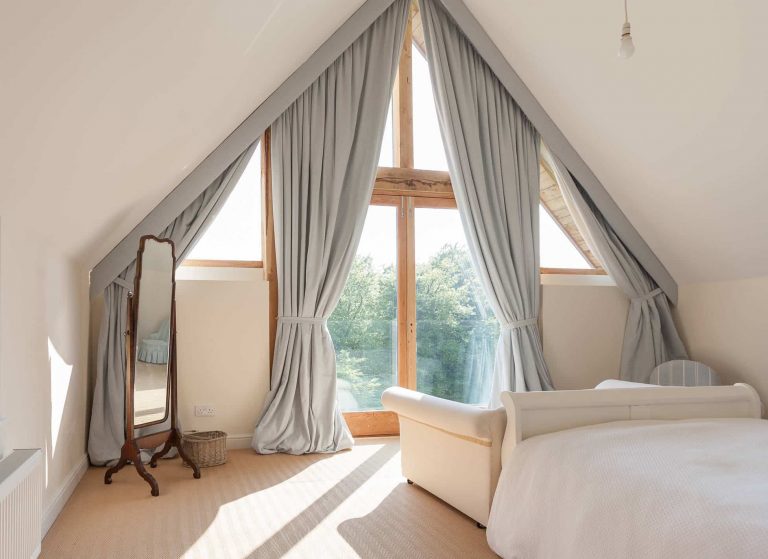 How Much Should Curtains Puddle? - Decor Snob